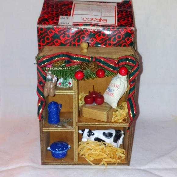 Enesco | Holiday | Vintage Enesco Christmas Shadow Box | Poshmark